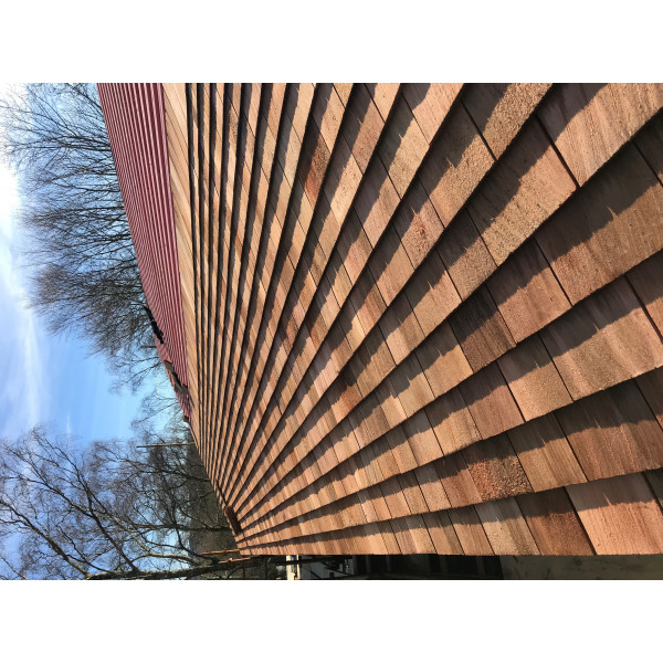 SRT Western Red Cedar 16in Blue Label Treated Shingles PEFC