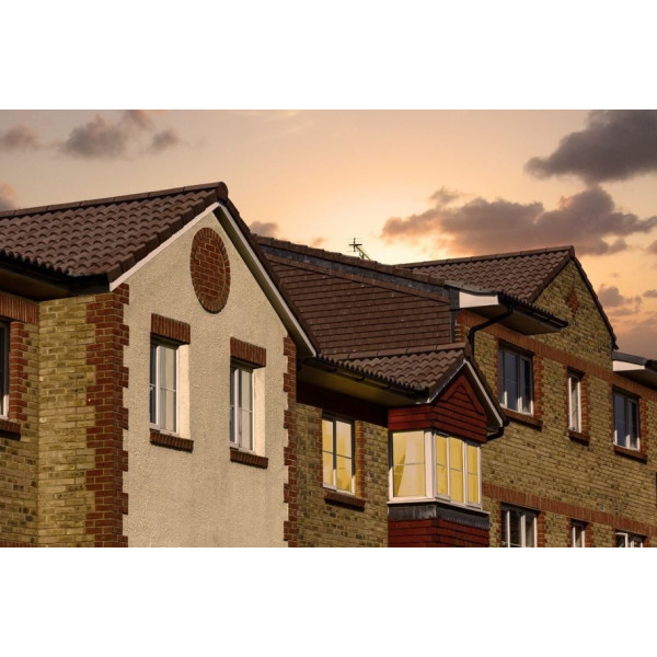 Redland Regent Cloaked RH Verge Tile - Farmhouse Red